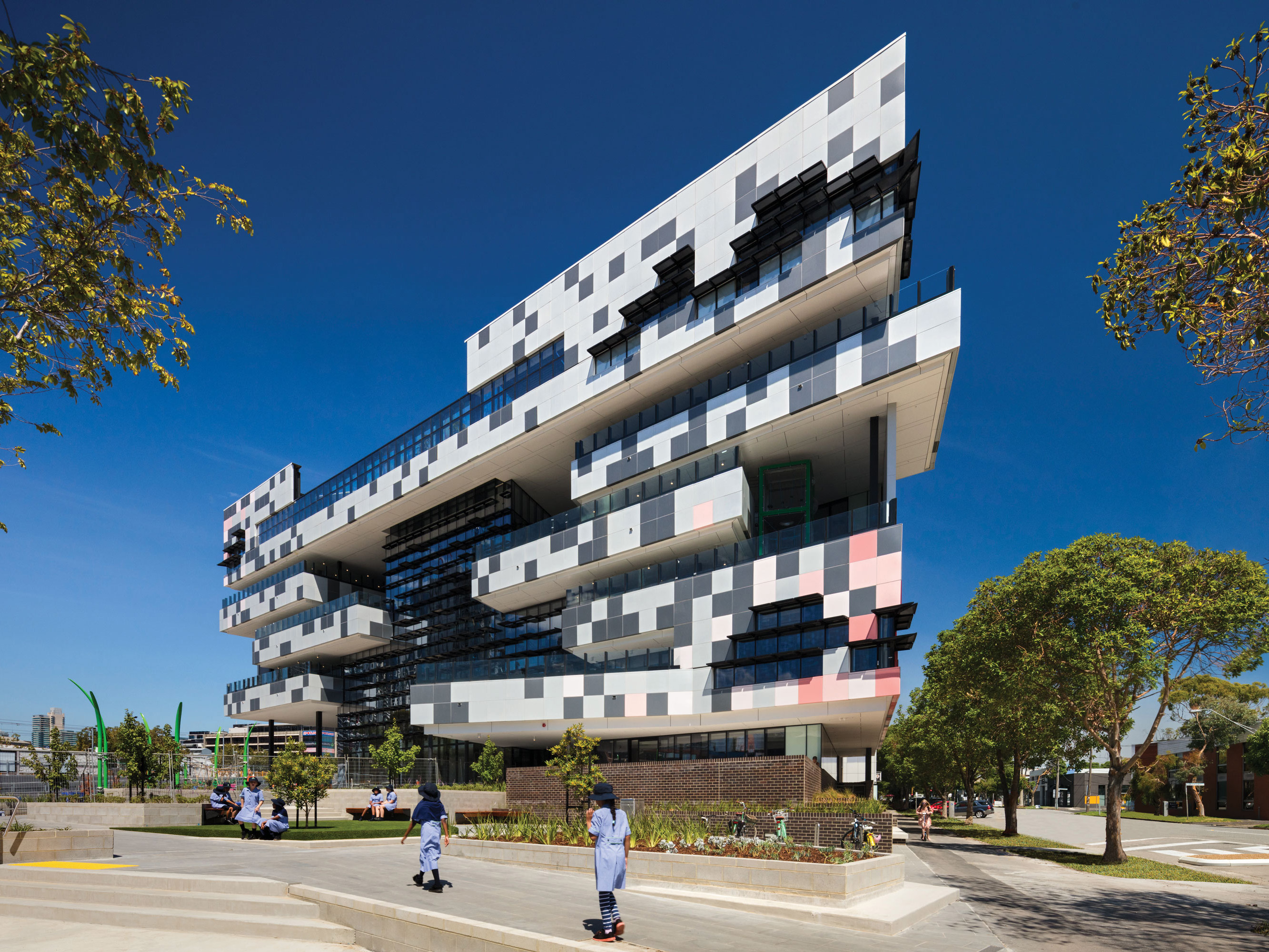 South Melbourne Primary School: The school with no classrooms ...