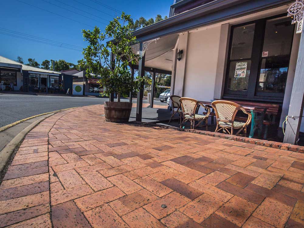 Clay pavers adding earthy, natural character to paving designs ...