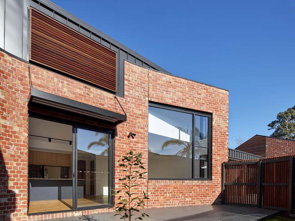 Replas prefabricated bridge in Altona, VIC removes pedestrian traffic ...
