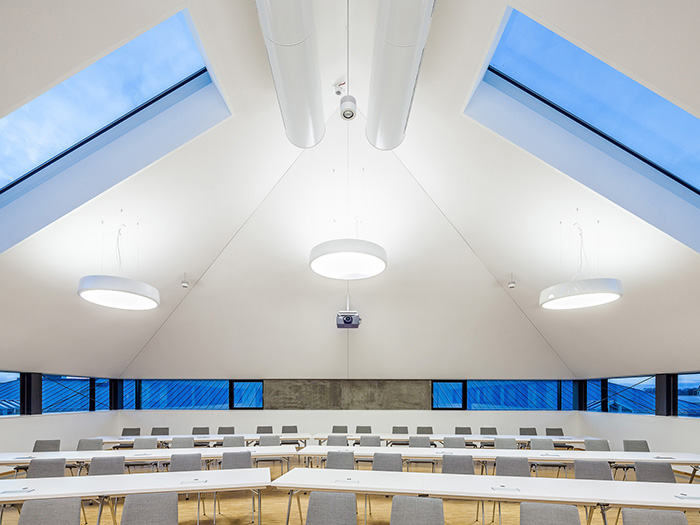 Vogl Toptec: Monolithic acoustic plaster ceiling system | Architecture ...