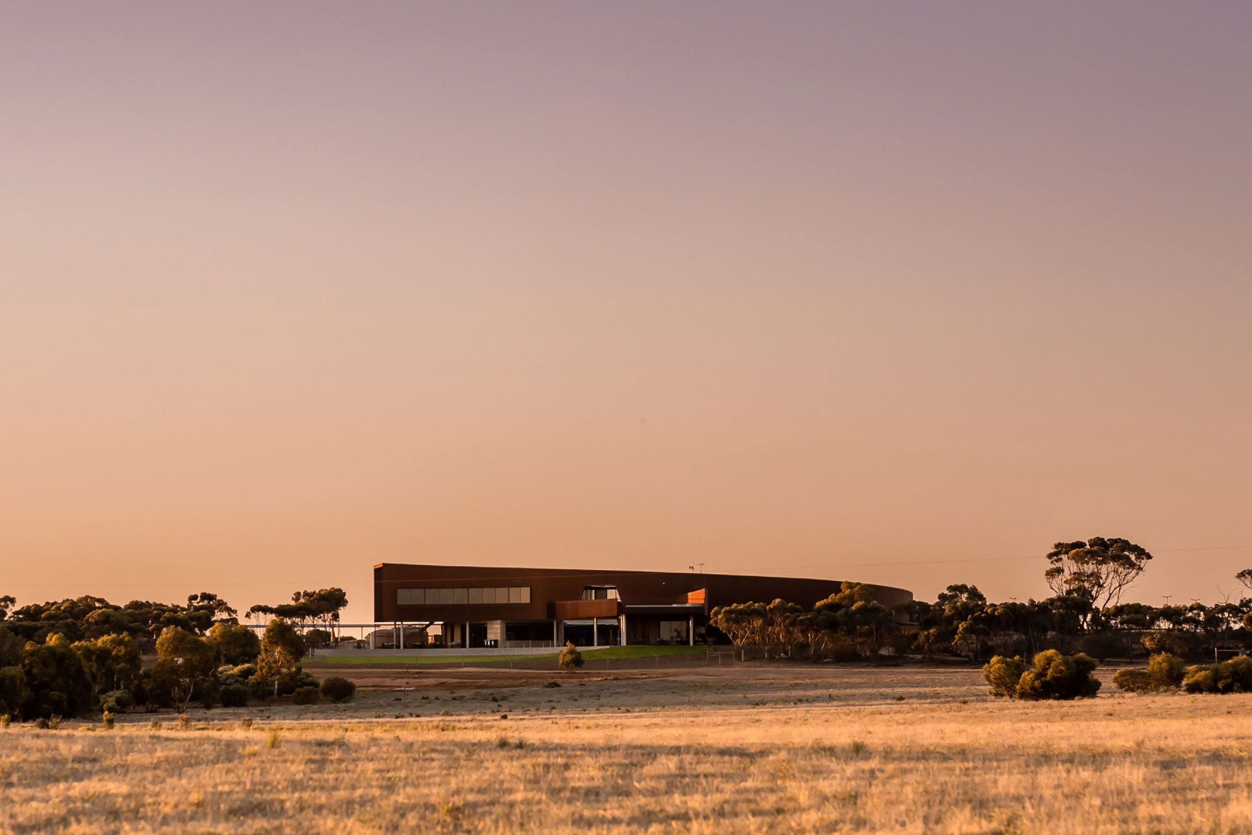 REDCOR® and COLORBOND® steel help embed Monarto Safari Park building ...