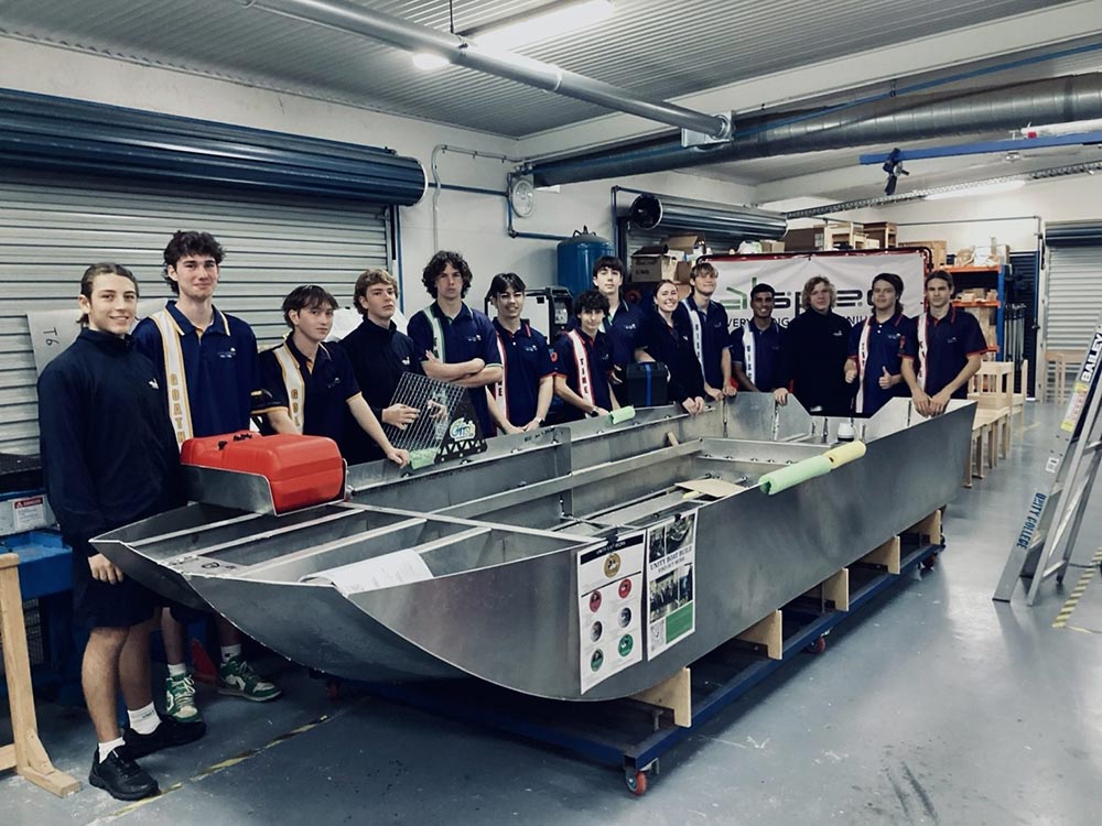 Students fabricate 4.8m boat from Alspec marine-grade aluminium ...