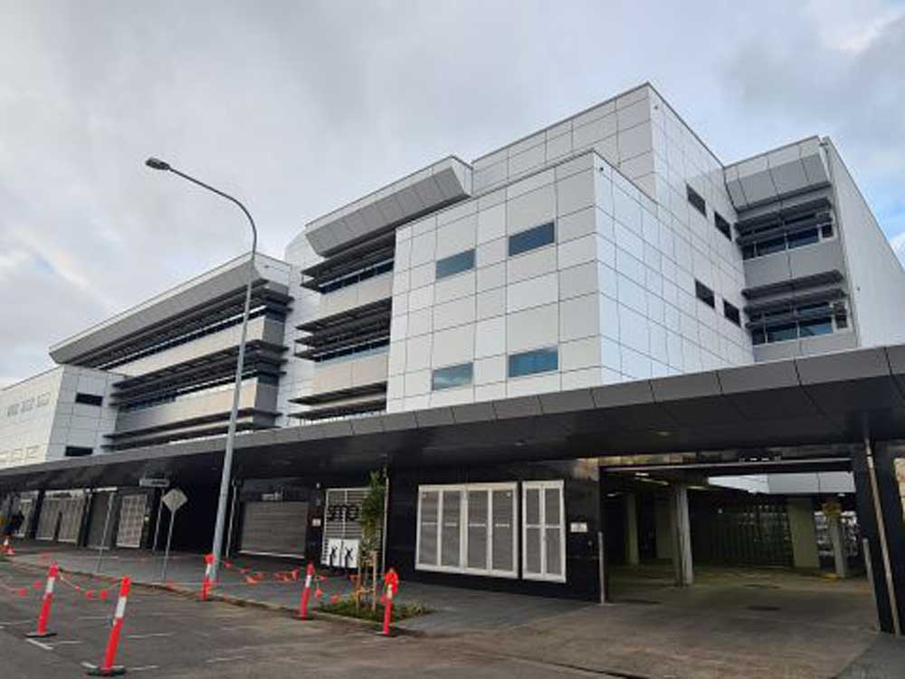 Mitsubishi ALPOLIC NC cladding delivers modern edge to Cairns office ...
