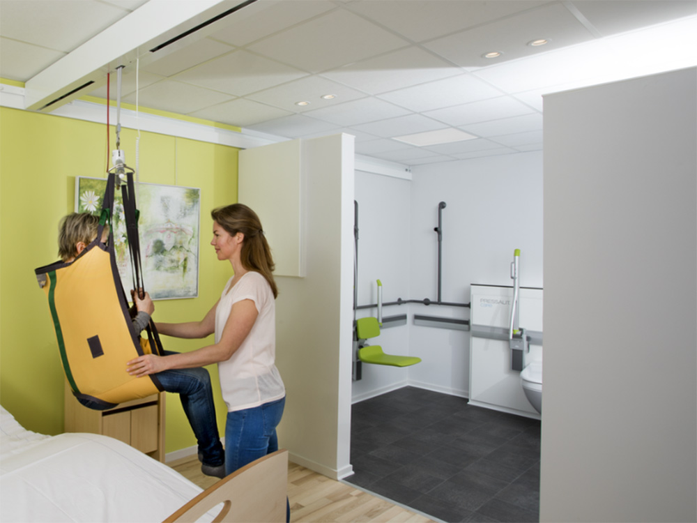 How ceiling hoists are revolutionising patient handling and redefining ...