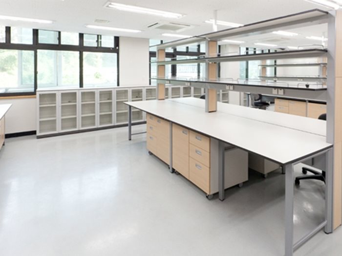 Chemsurf® chemical resistant laminate | Architecture & Design