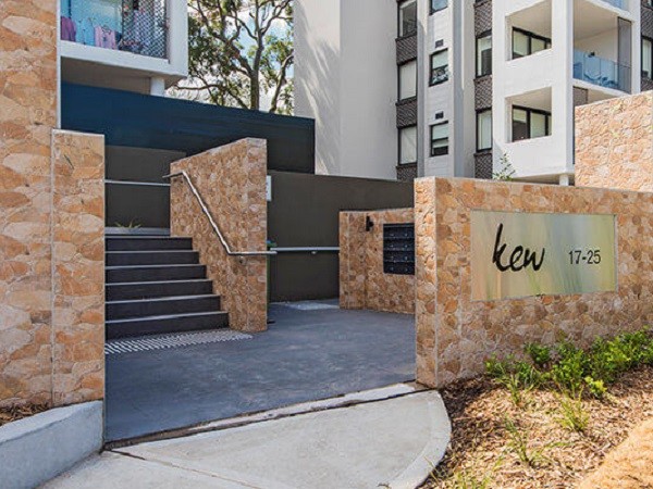 Modular retaining panels help create sturdy block walls for apartment ...