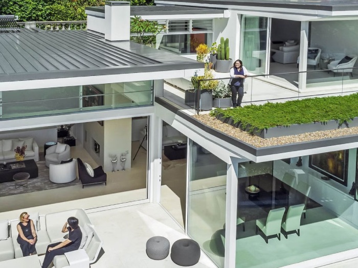 Discover The Bespoke Window Suppliers Bringing Out-Of-The-Box ...