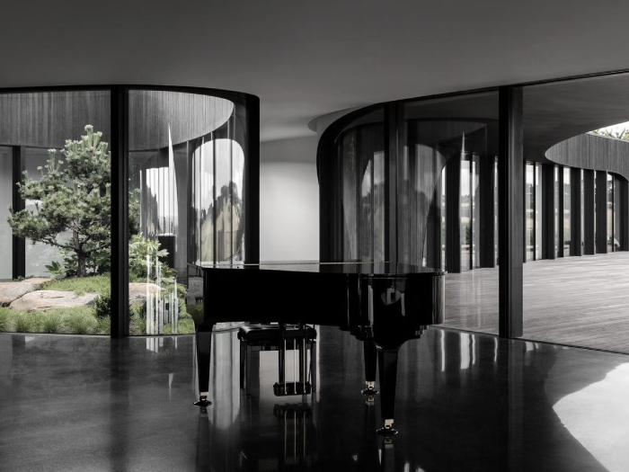Curved, Pivot And Descending – The Windows Of Tomorrow’s High-End Homes ...