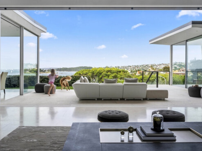 Creative Vision - Descending Windows | Architecture & Design