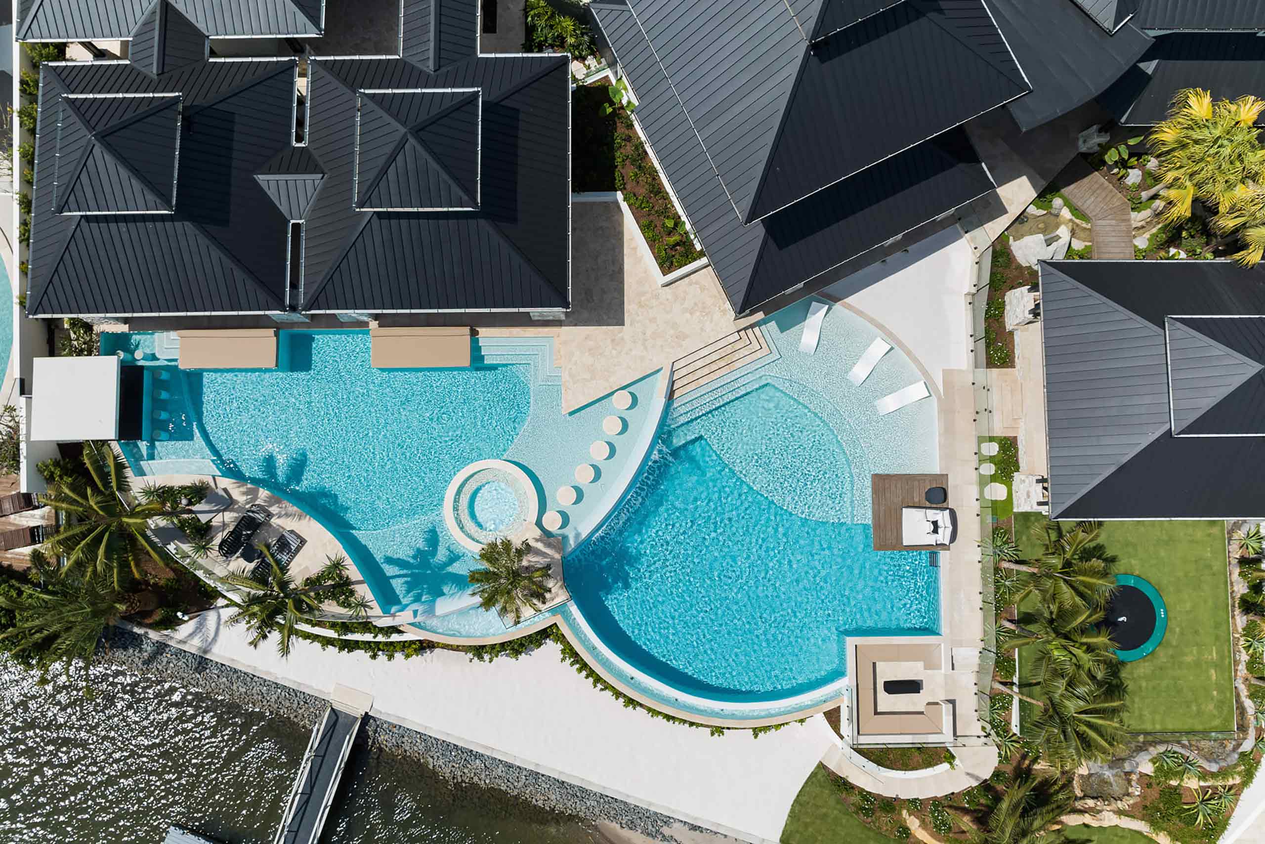 Unicote Lux Steel cladding: Durable and stylish pre-painted steel with ...