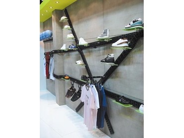 Flexible Merchandising with ALU Ribbon from mei + picchi | Architecture ...