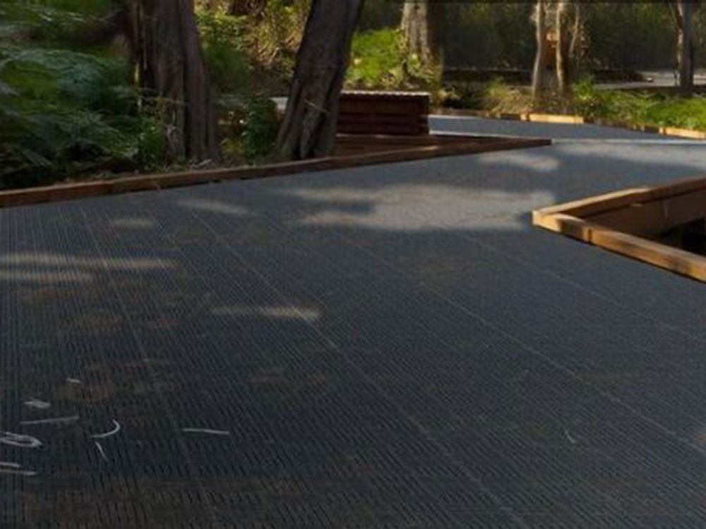 Atlantis Flo-Grid made from 100% recycled plastic for trafficable ...