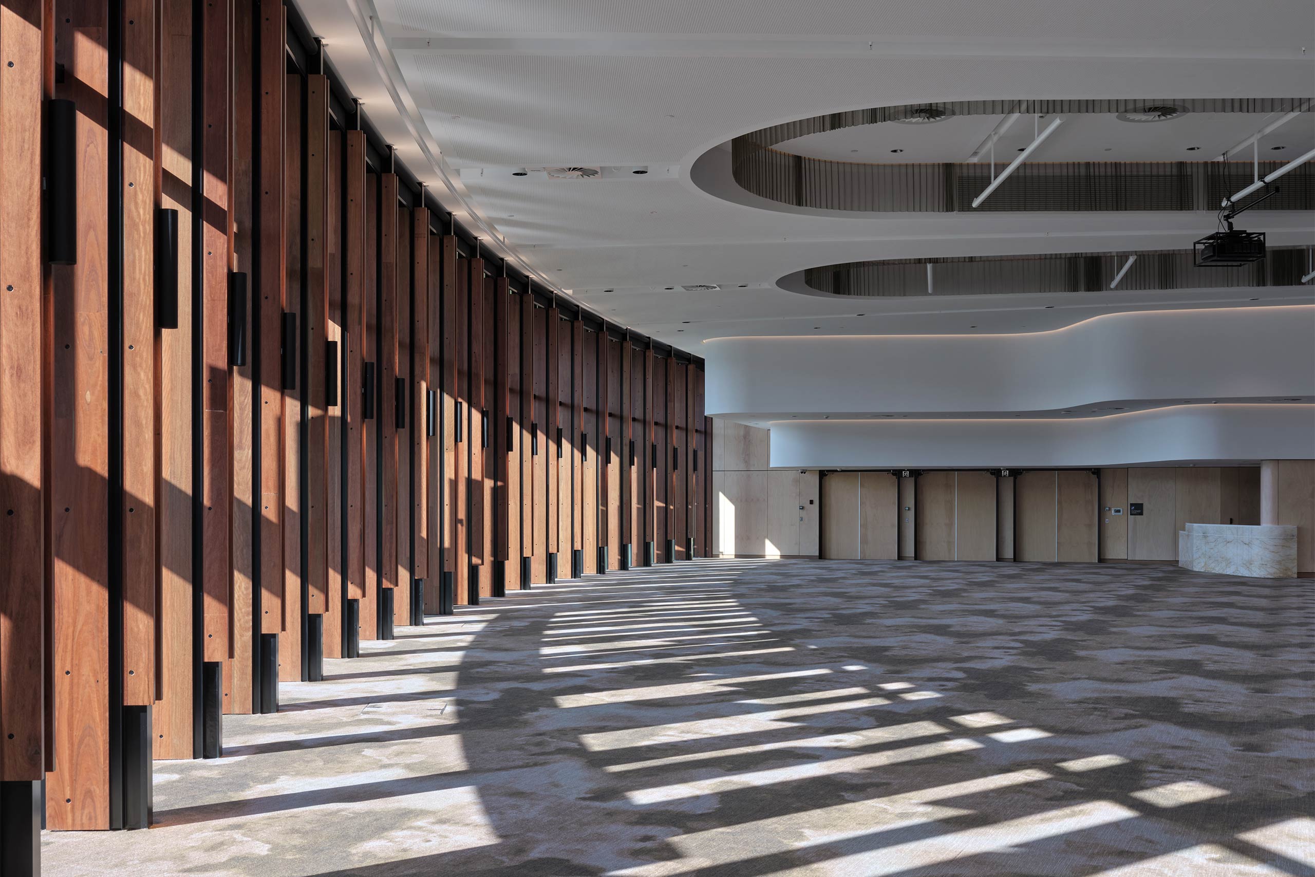 Case study: Cairns Convention Centre, Cairns, North QLD | Architecture ...