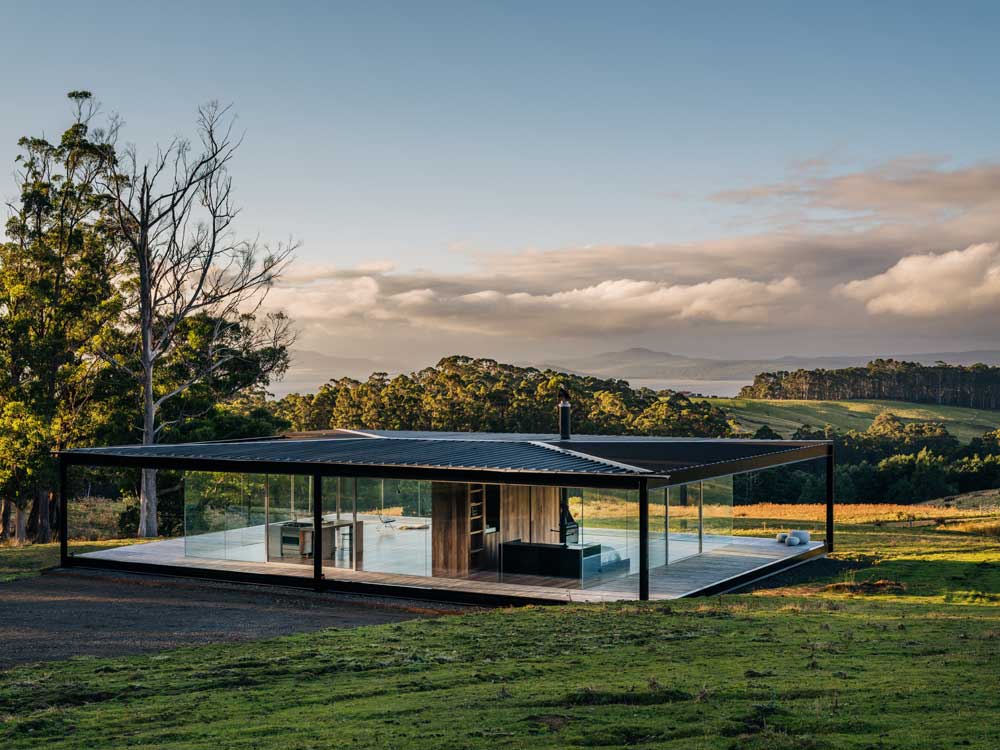 ArmourFloor timber helps Tasmanian glass house retreat bond with nature ...