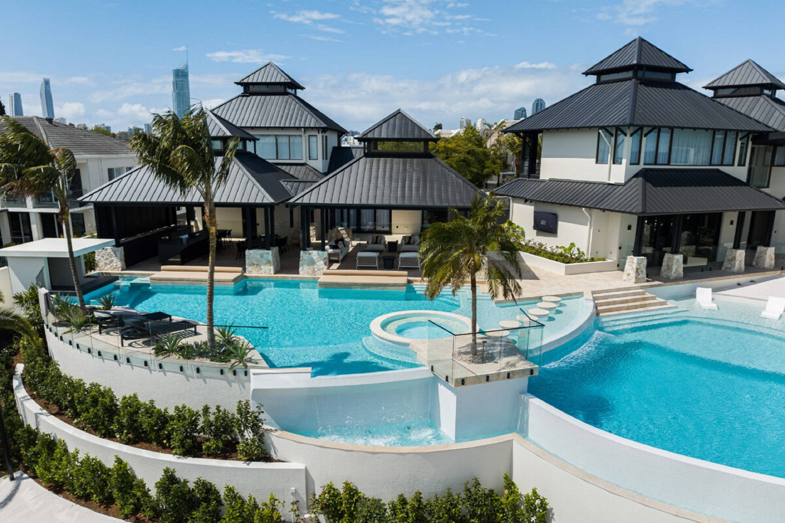 VMZinc standing seam structural roof system installed at Surfers ...