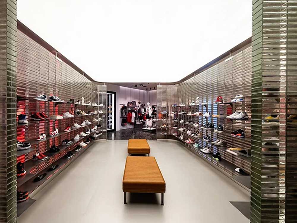 Curved Poesia glass brick wall takes centre stage at Dubai’s Jordan ...