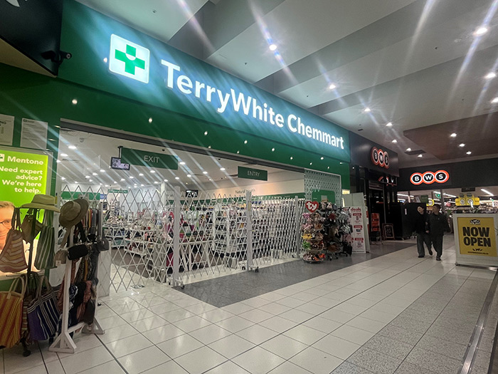 Lockable expandable barriers available for immediate hire Australia ...