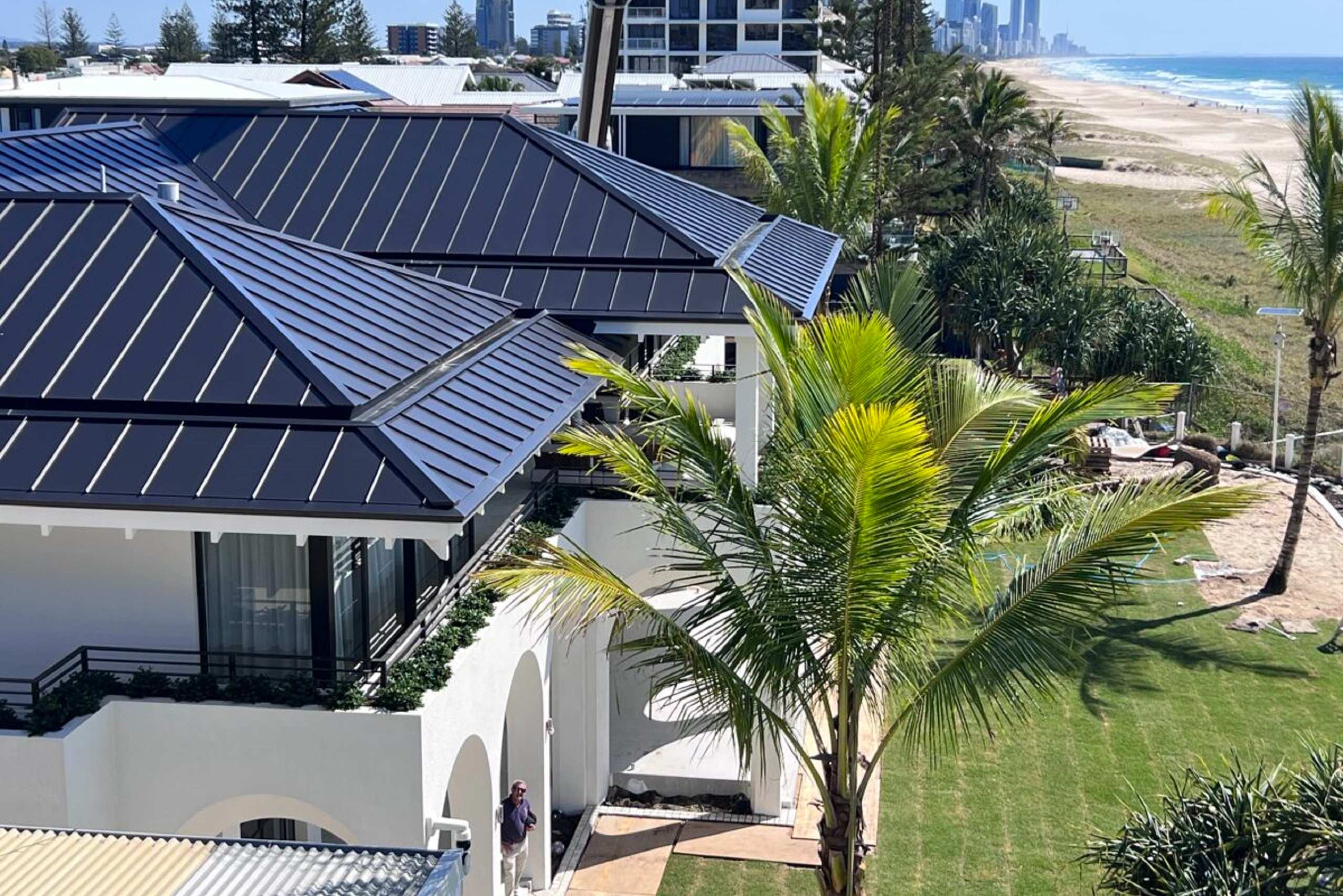 Euroclad's aluminium cladding system selected for Mermaid Beach home's ...
