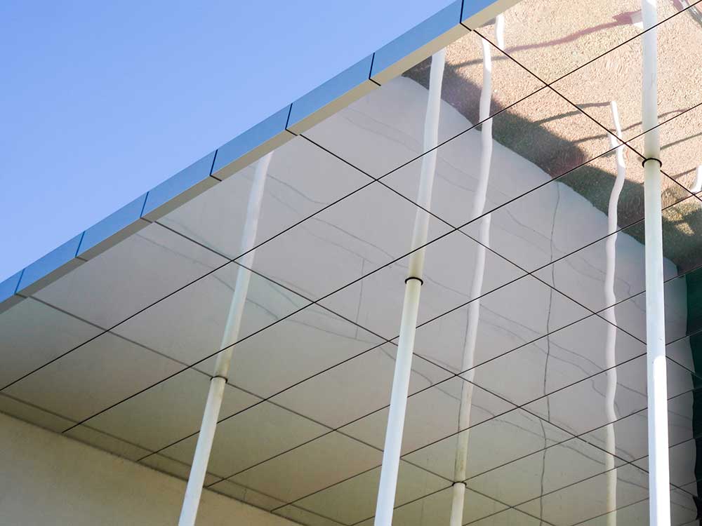 Aodeli launches new aluminium mirror cladding panel | Architecture & Design