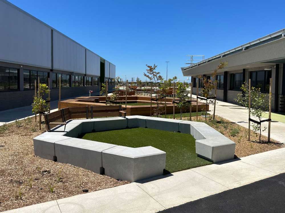 How modular concrete furniture benefits landscape design | Architecture ...