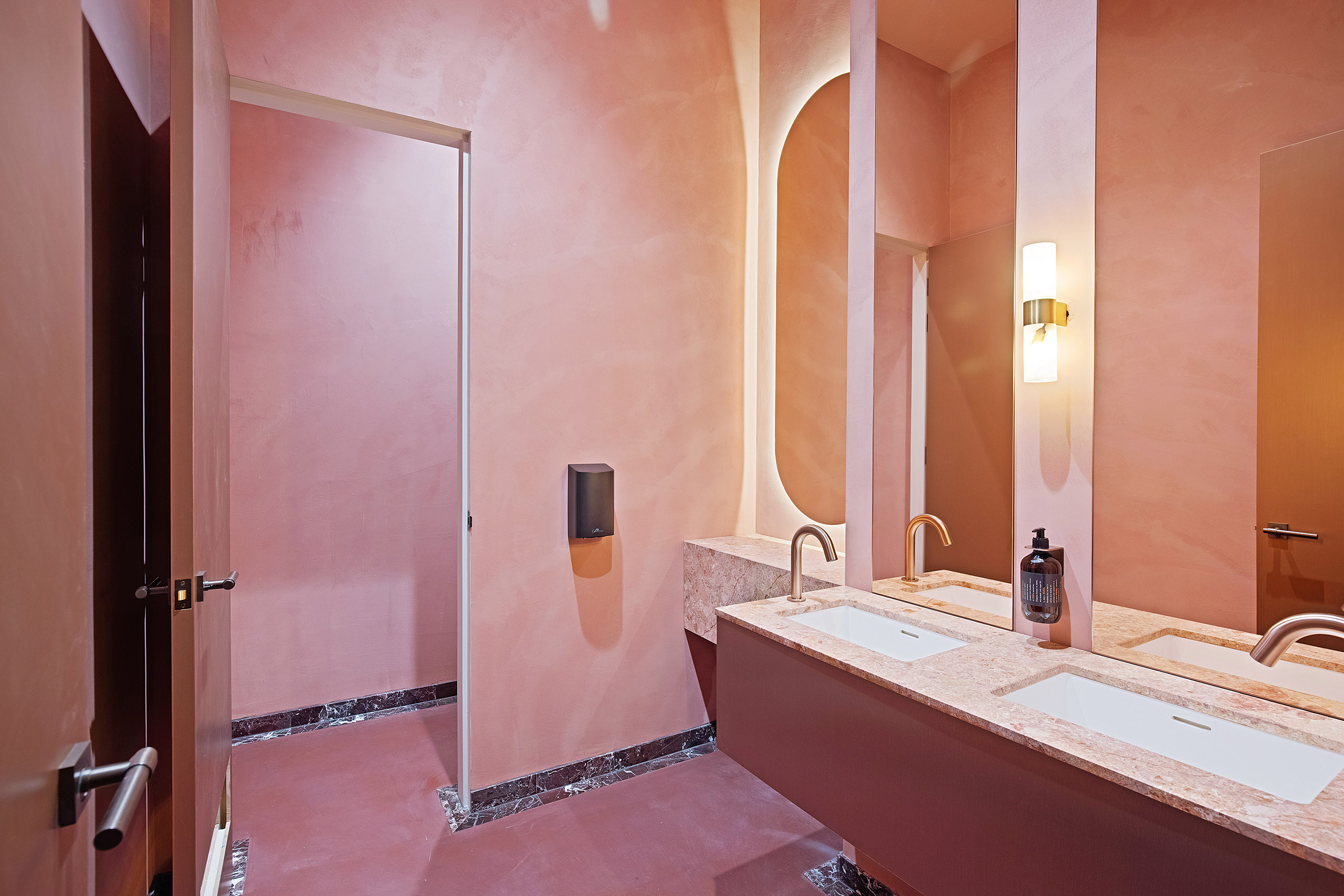 Case study: Bespoke Medical, Southport, QLD | Architecture & Design