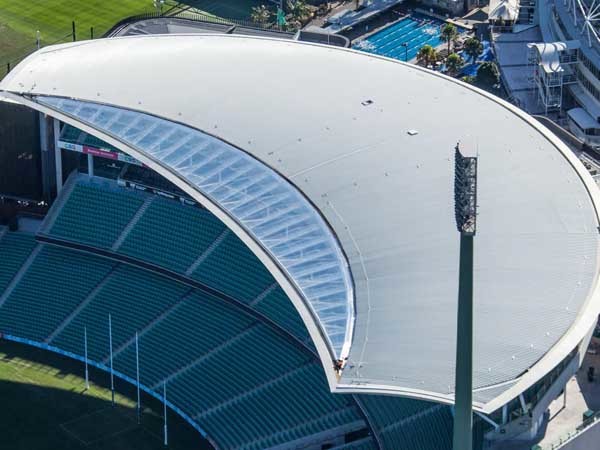 Curved roof above SCG pavilion achieved with Fielders FreeForm profile ...
