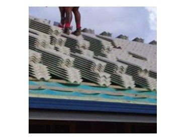 Sarking: Reflecta Shield roofing membrane from Bristile Roofing ...