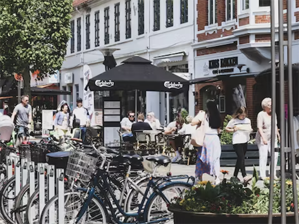 What makes an ideal main street? | Architecture & Design