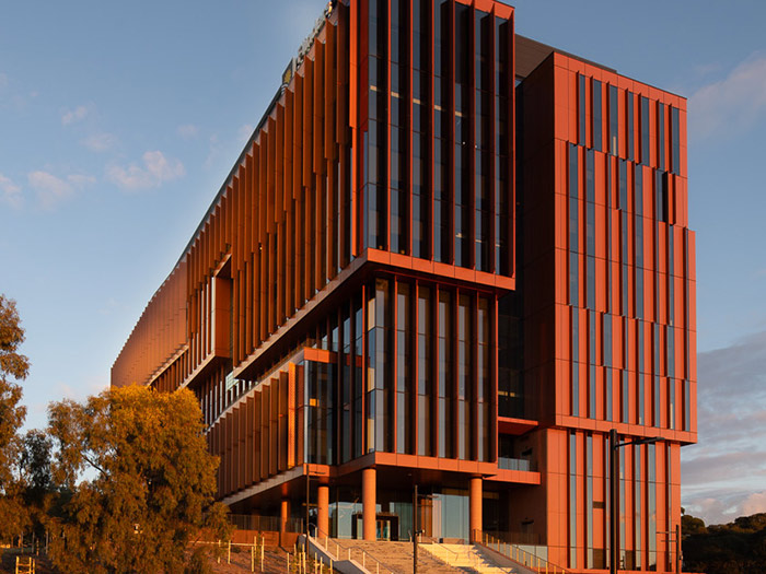 Case study: Health and Medical Research Building (HMRB), Flinders ...