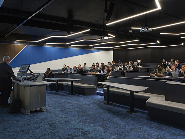 The unifying power of design: Bridging the gap between offline and ...