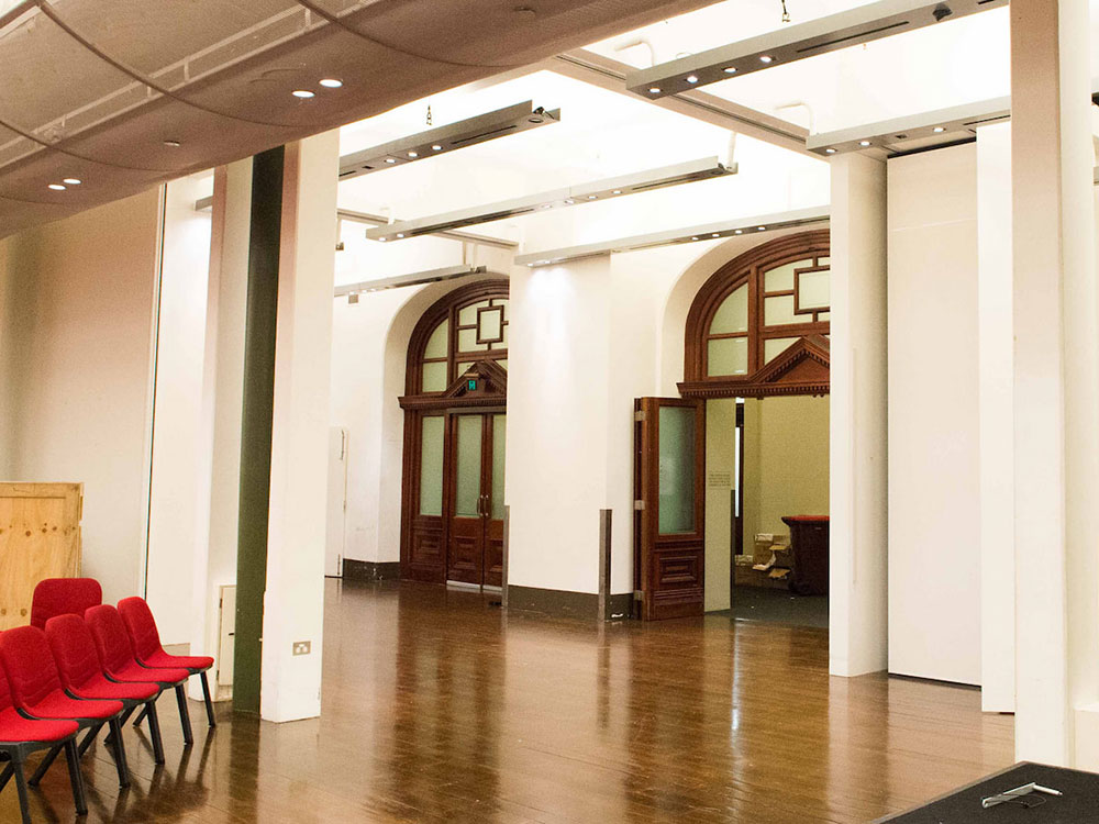 Operable wall panels enhance use of space at iconic Sydney Town Hall ...