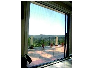 The Artilux Alfresco pleated insect screen | Architecture & Design