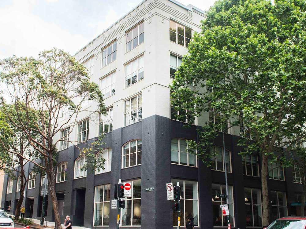 Operable wall creates flexible spaces at Insearch UTS | Architecture ...