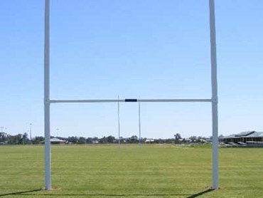 Understanding the difference between rugby league and rugby union goal ...