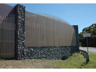 Victoria’s Hume Highway uses Smartrock stone cladding on the M80 ...