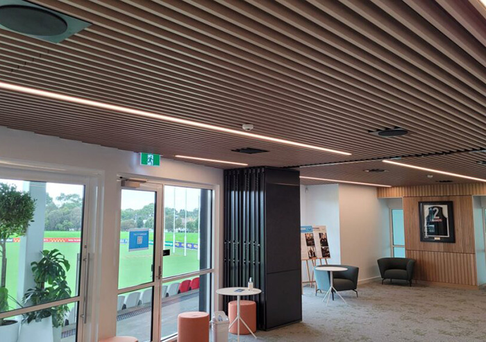 Timber-look aluminium battens and claddings - as good as the real thing ...