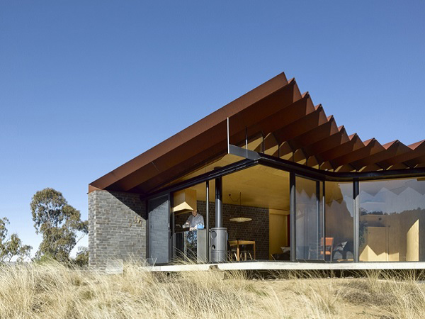 How our bushfire-proof house design could help people flee rather than ...