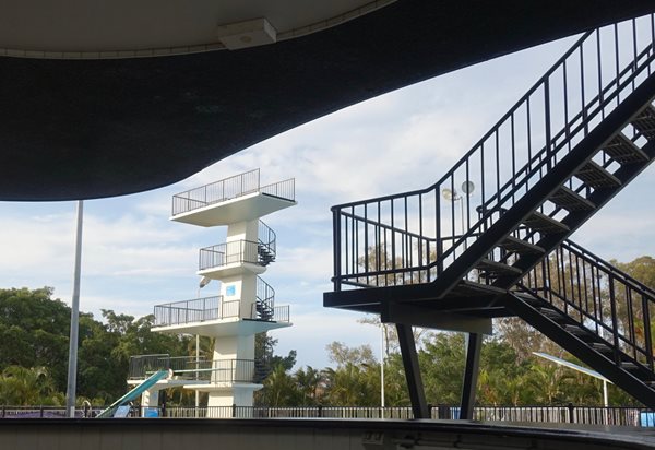 AAA looks at the Centenary Swimming Pools | Architecture & Design