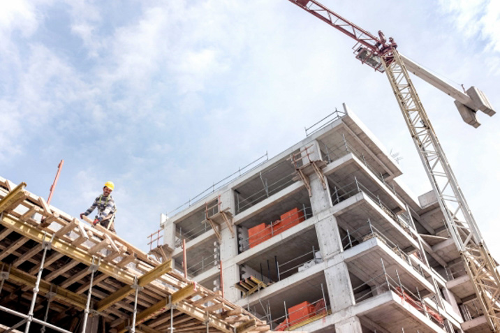 Why are construction companies 'toppling like dominoes'? | Architecture ...