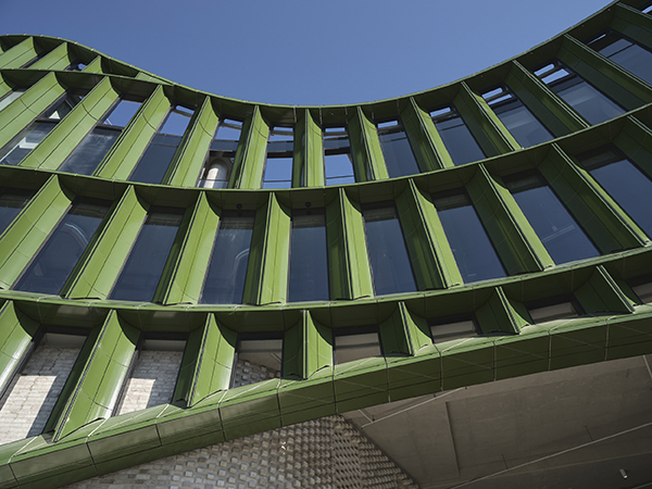 Fresh cladding and facade solutions for commercial builds ...