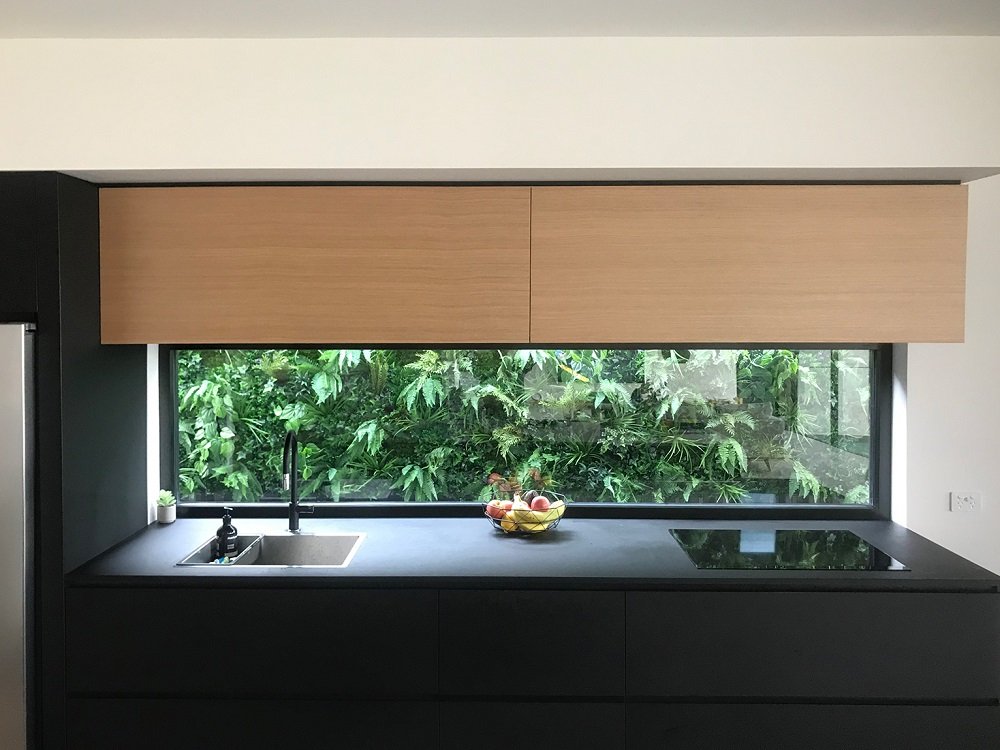 Urban green wall creates the perfect kitchen window splashback ...