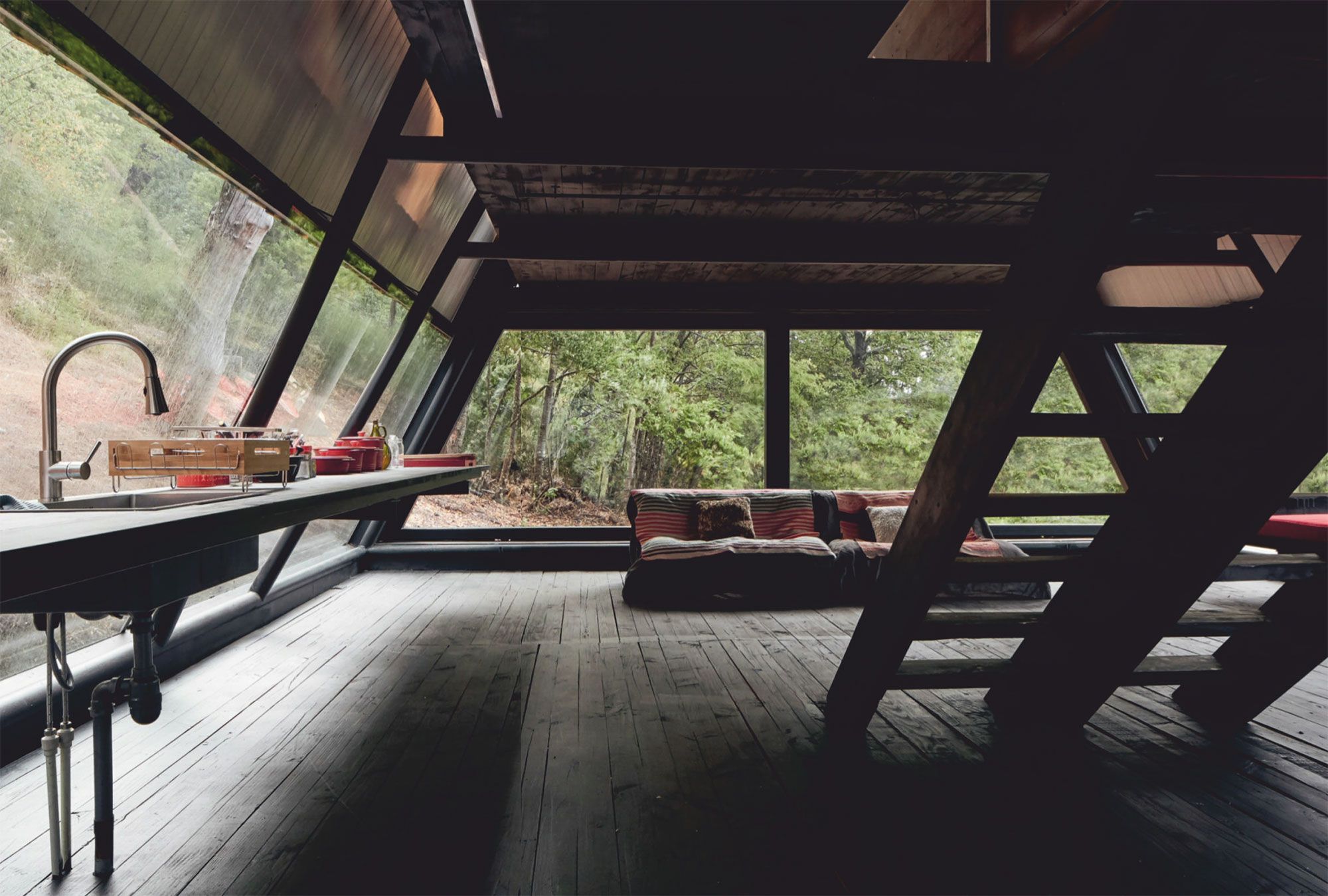 Stunning Chilean home references Kazuo Shinohara's Prism House ...